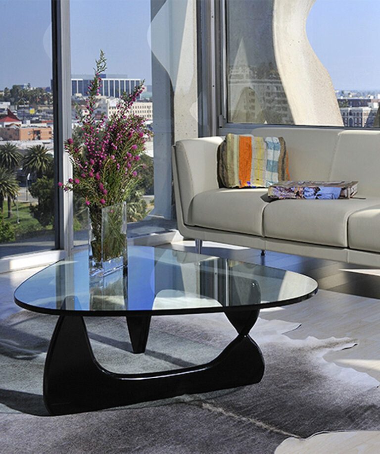 Noguchi Coffee Table VITRA Isamu Noguchi, 1944 - design-icons.it