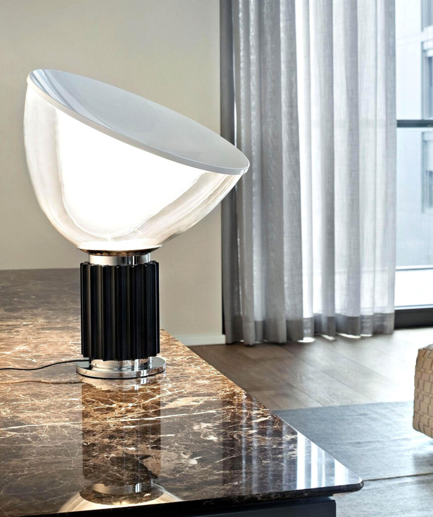 Taccia FLOS Achille e Pier Giacomo Castiglioni, 1962 - design-icons.it